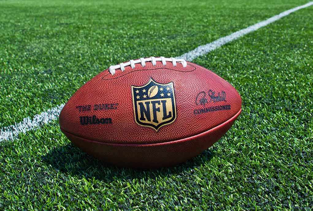 NFL Locker Room Fallout: QB’s Gift-Giving Snub | The Red Wire
